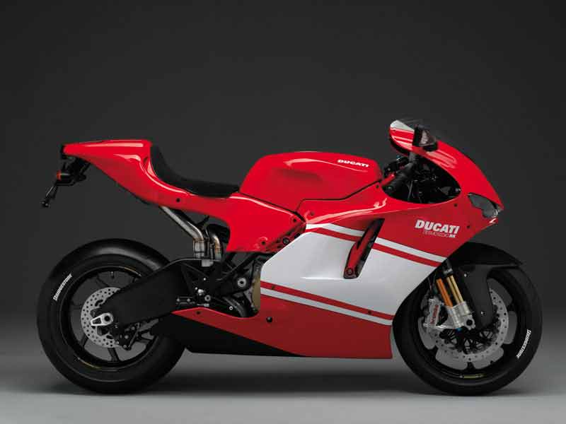 Ducati Desmosedici D16RR Review