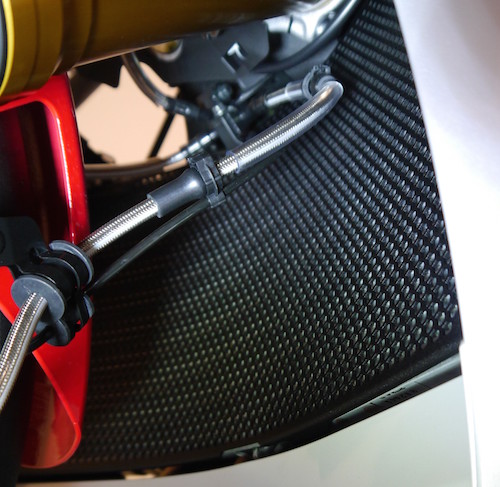 yamaha-r1-radiator-guard-evotech-performance-1 | Conquest Racing Ltd