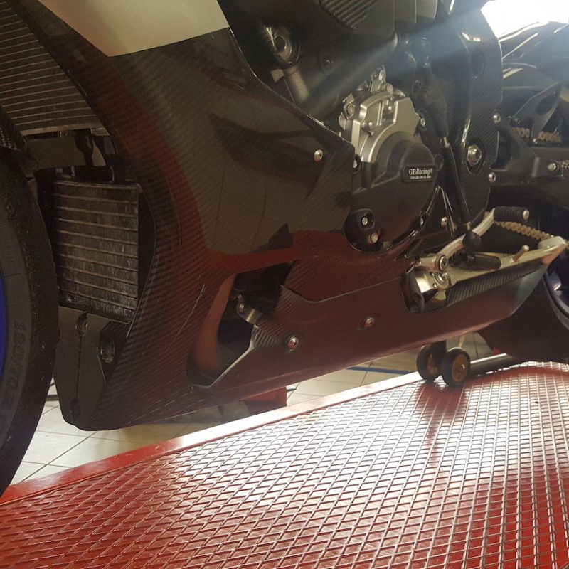Fullsix Yamaha YZF R1M Carbon Fibre Belly Pan 2015-19