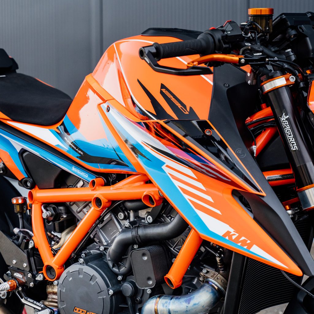 KTM Duke 890/R Category | Conquest Racing Ltd