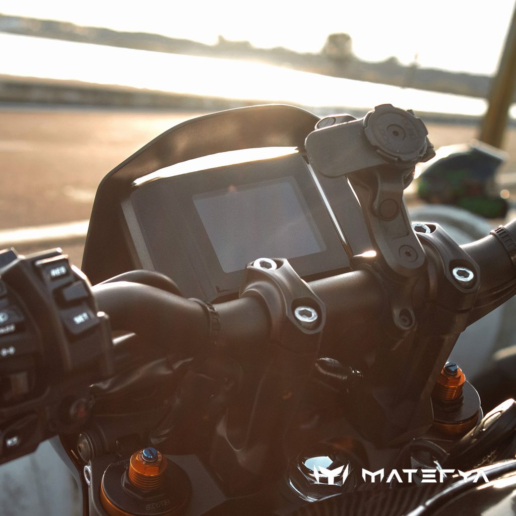 MATERYA Yamaha MT-09 Dashboard Cover Screen 2021-23 | Conquest Racing Ltd
