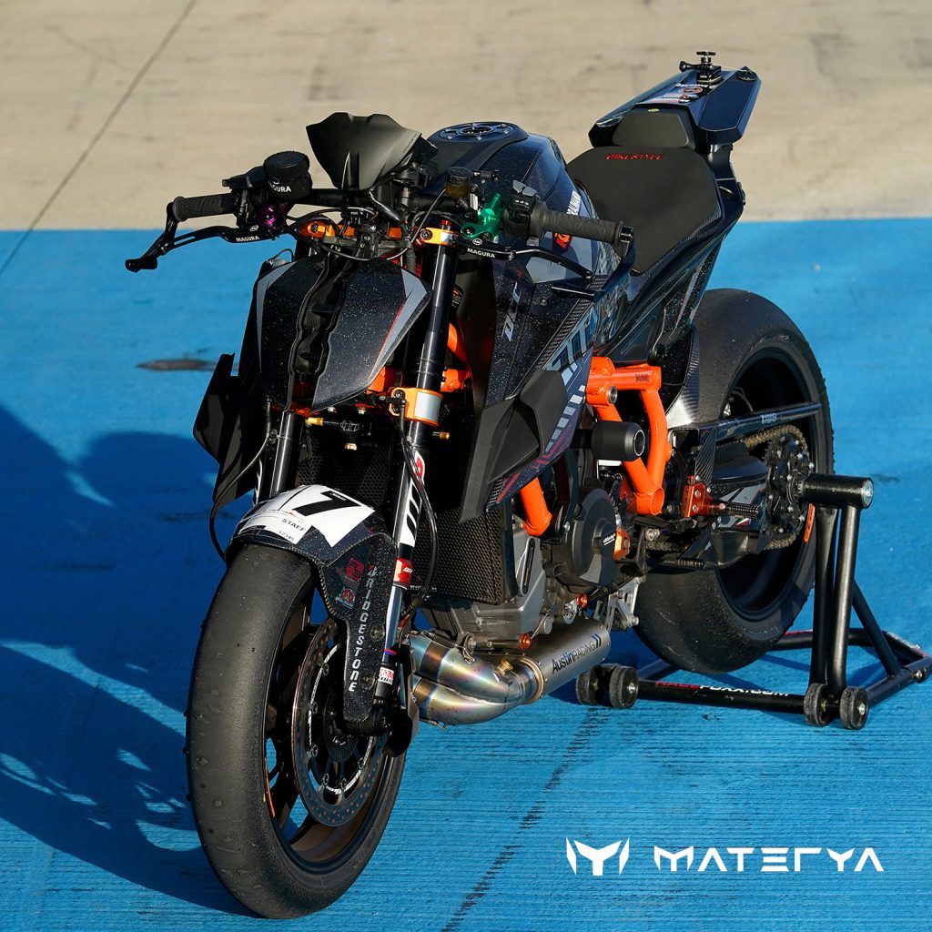 MATERYA KTM Super Duke 1290R Downforce Winglets 2020+ | Conquest Racing Ltd
